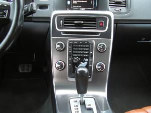 Черный Вольво B60 2010 в Рига, объемом двигателя 2.00 л и пробегом 316 тыс. км за 6990 €, фото 19 на AUTOMOTO.COM.LV