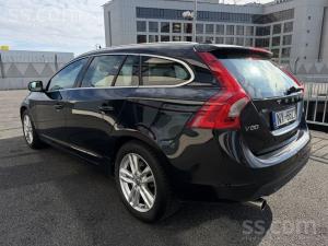 Черный Вольво B60 2010 в Рига, объемом двигателя 2.00 л и пробегом 309 тыс. км за 6690 €, фото 4 на AUTOMOTO.COM.LV