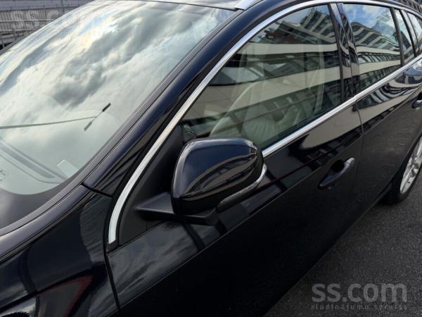 Черный Вольво B60 2010 в Рига, объемом двигателя 2.00 л и пробегом 309 тыс. км за 6690 €, фото 9 на AUTOMOTO.COM.LV