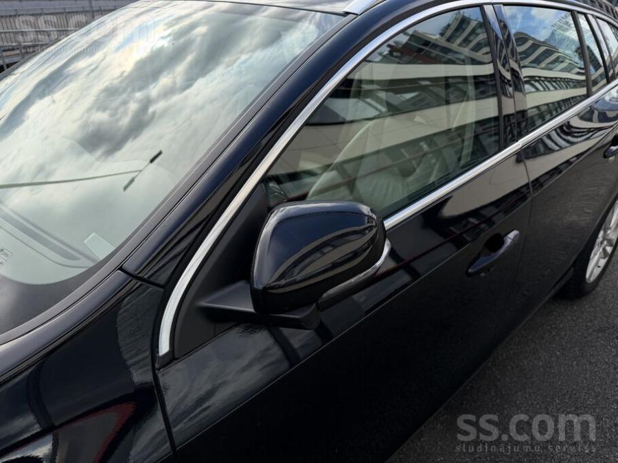 Черный Вольво B60 2010 в Рига, объемом двигателя 2.00 л и пробегом 309 тыс. км за 6690 €, фото 9 на AUTOMOTO.COM.LV