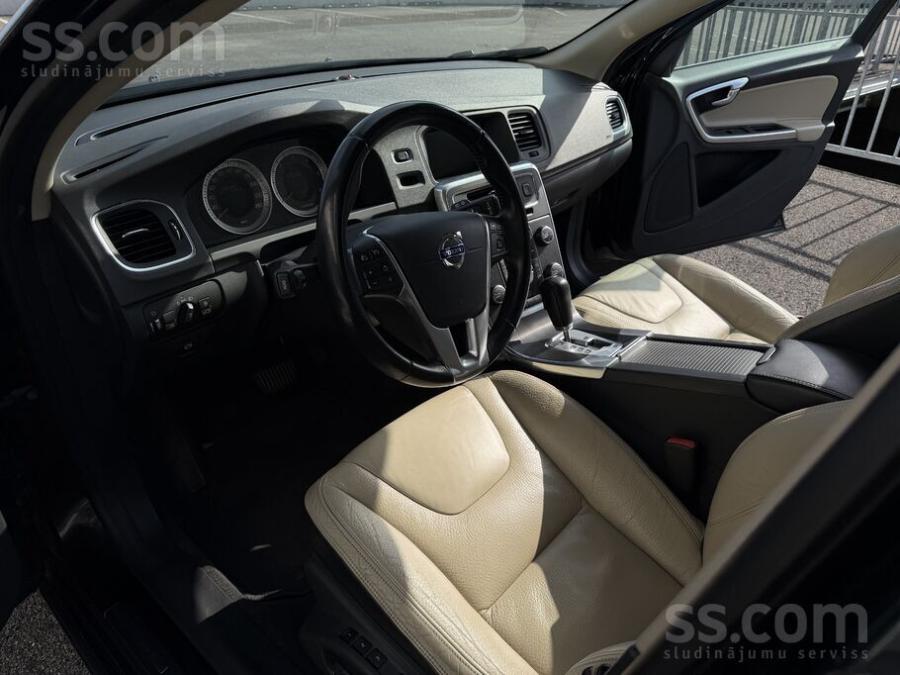 Черный Вольво B60 2010 в Рига, объемом двигателя 2.00 л и пробегом 309 тыс. км за 6690 €, фото 12 на AUTOMOTO.COM.LV