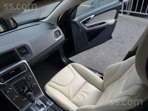 Черный Вольво B60 2010 в Рига, объемом двигателя 2.00 л и пробегом 309 тыс. км за 6690 €, фото 16 на AUTOMOTO.COM.LV