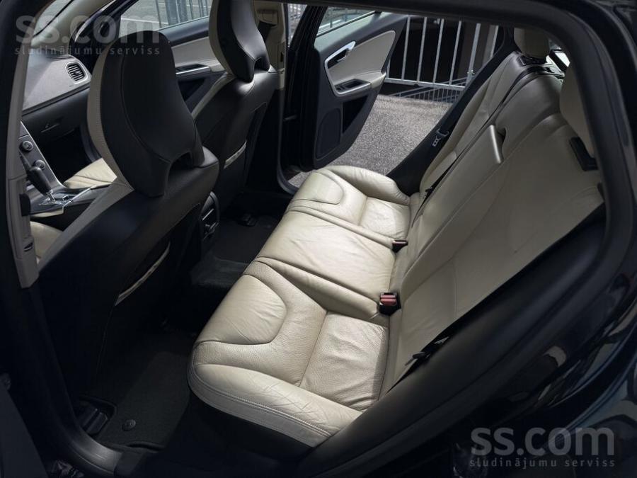 Черный Вольво B60 2010 в Рига, объемом двигателя 2.00 л и пробегом 309 тыс. км за 6690 €, фото 17 на AUTOMOTO.COM.LV