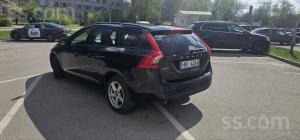 Melns Volvo V60 2011 Rīga, ar dzinēja tilpumu 1.60 L un nobraukumu 277 tūkst. km par 4199 €, foto 3 vietnē AUTOMOTO.COM.LV