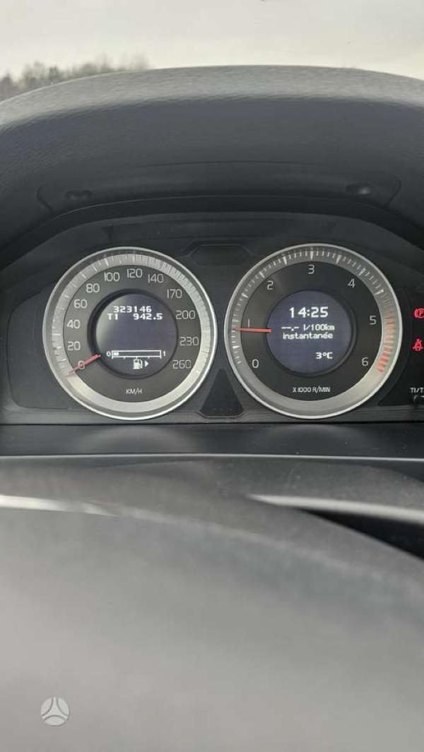 Черный Вольво B60 2011 в Шилале, объемом двигателя 1.56 л и пробегом 323 тыс. км за 4400 €, фото 11 на AUTOMOTO.COM.LV