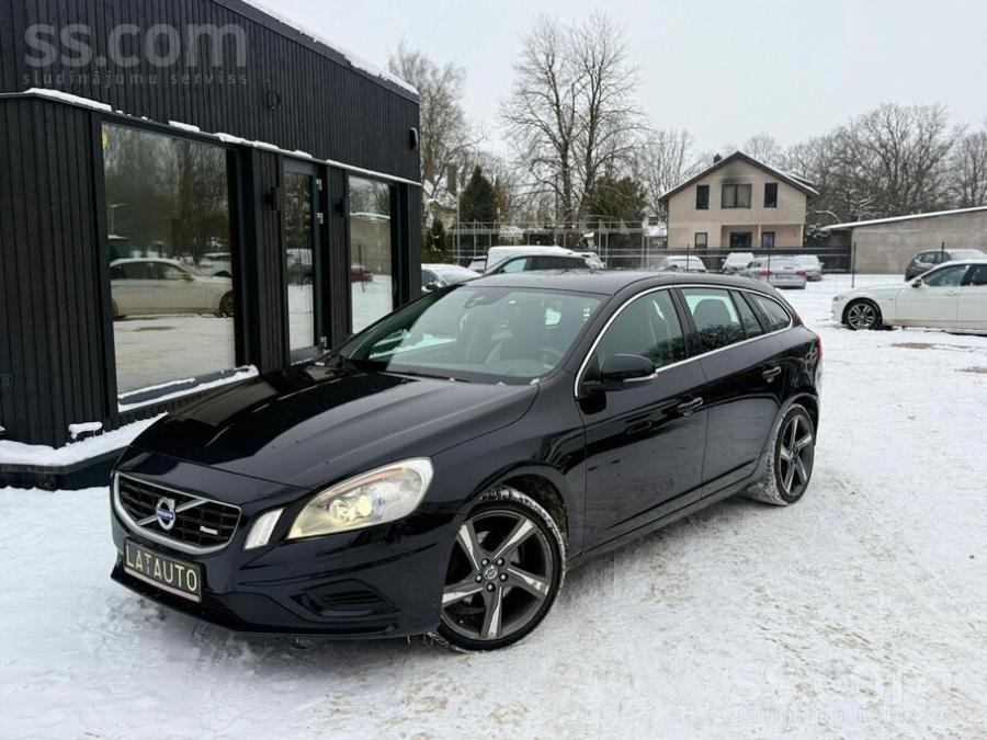 Melns Volvo V60 2011 Rīga, ar dzinēja tilpumu 1.60 L un nobraukumu 295 tūkst. km par 5490 €, foto 11 vietnē AUTOMOTO.COM.LV