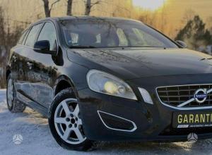 Melns Volvo V60 2011 Šauļi, ar dzinēja tilpumu 2.40 L un nobraukumu 243 tūkst. km par 7950 €, foto 17 vietnē AUTOMOTO.COM.LV