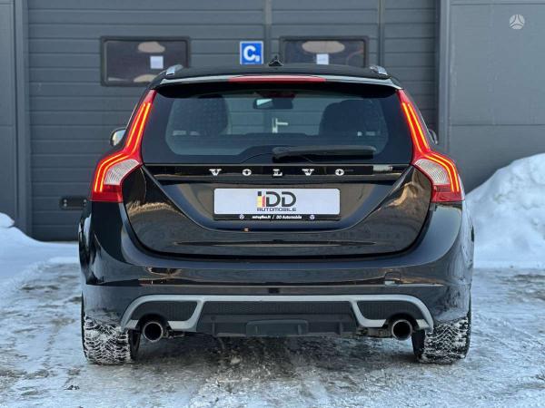 Melns Volvo V60 2011 Kauņa, ar dzinēja tilpumu 1.98 L un nobraukumu 340 tūkst. km par 6690 €, foto 7 vietnē AUTOMOTO.COM.LV
