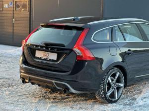 Black Volvo V60 2011 in Kaunas, with an engine capacity of 1.98 L and mileage of 340 thousand km for 6690 €, photo 31 on AUTOMOTO.COM.LV