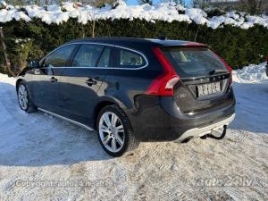 Black Volvo V60 2011 in Paide, with an engine capacity of 2.00 L and mileage of 313 thousand km for 6890 €, photo 5 on AUTOMOTO.COM.LV