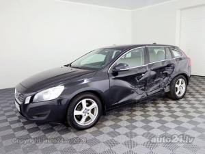 Black Volvo V60 2011 in Tallinn, with an engine capacity of 2.00 L and mileage of 313 thousand km for 2299 €, photo 3 on AUTOMOTO.COM.LV