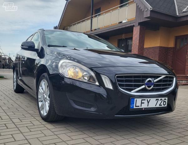 Melns Volvo V60 2011 Marijampole, ar dzinēja tilpumu 1.60 L un nobraukumu 258 tūkst. km par 5500 €, foto 9 vietnē AUTOMOTO.COM.LV