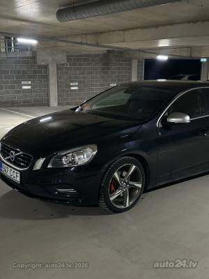 Melns Volvo V60 2011 Tallina, ar dzinēja tilpumu 2.00 L un nobraukumu 296 tūkst. km par 7100 €, foto 6 vietnē AUTOMOTO.COM.LV