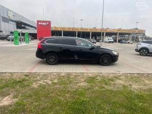 Melns Volvo V60 2011 Viļņa, ar dzinēja tilpumu 2.00 L un nobraukumu 412 tūkst. km par 3800 €, foto 11 vietnē AUTOMOTO.COM.LV