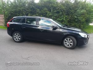 Black Volvo V60 2011 in Paide, with an engine capacity of 2.00 L and mileage of 234 thousand km for 6800 €, photo 6 on AUTOMOTO.COM.LV