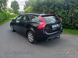 Black Volvo V60 2011 in Paide, with an engine capacity of 2.00 L and mileage of 234 thousand km for 6800 €, photo 8 on AUTOMOTO.COM.LV