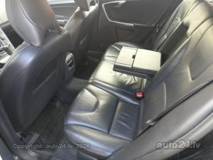 Black Volvo V60 2011 in Paide, with an engine capacity of 2.00 L and mileage of 234 thousand km for 6800 €, photo 12 on AUTOMOTO.COM.LV