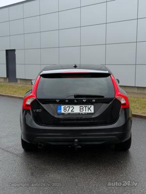 Black Volvo V60 2011 in Tartu, with an engine capacity of 2.00 L and mileage of 400 thousand km for 5300 €, photo 6 on AUTOMOTO.COM.LV