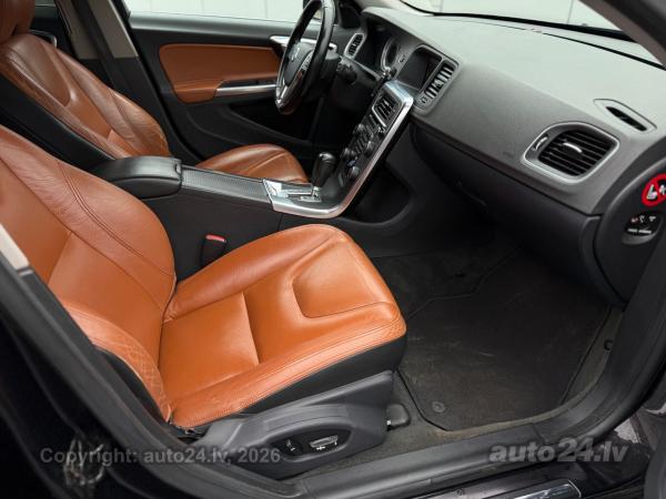 Черный Вольво B60 2011 в Тарту, объемом двигателя 2.00 л и пробегом 400 тыс. км за 5300 €, фото 8 на AUTOMOTO.COM.LV