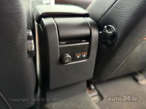 Black Volvo V60 2011 in Tartu, with an engine capacity of 2.00 L and mileage of 400 thousand km for 5300 €, photo 12 on AUTOMOTO.COM.LV