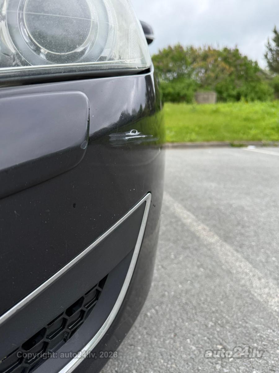 Melns Volvo V60 2011 Tallina, ar dzinēja tilpumu 2.00 L un nobraukumu 336 tūkst. km par 5000 €, foto 18 vietnē AUTOMOTO.COM.LV