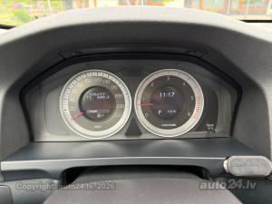 Melns Volvo V60 2011 Tallina, ar dzinēja tilpumu 2.00 L un nobraukumu 336 tūkst. km par 5000 €, foto 19 vietnē AUTOMOTO.COM.LV