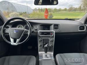 Черный Вольво B60 2011 в Резекне, объемом двигателя 2.00 л и пробегом 290 тыс. км за 5750 €, фото 16 на AUTOMOTO.COM.LV
