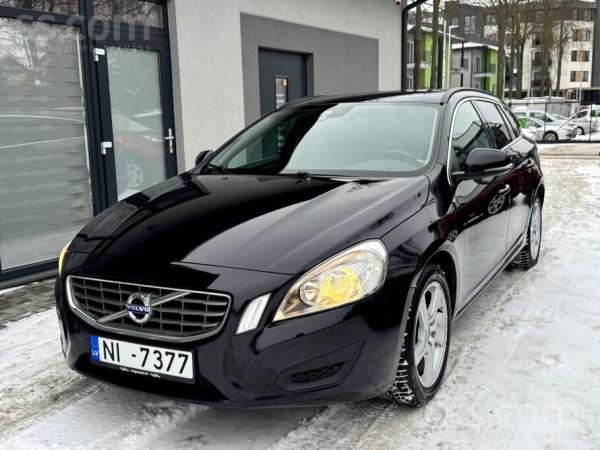 Черный Вольво B60 2011 в Рига, объемом двигателя 2.00 л и пробегом 243 тыс. км за 4400 €, фото 1 на AUTOMOTO.COM.LV