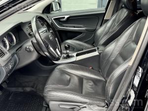 Черный Вольво B60 2011 в Рига, объемом двигателя 2.00 л и пробегом 243 тыс. км за 4400 €, фото 8 на AUTOMOTO.COM.LV