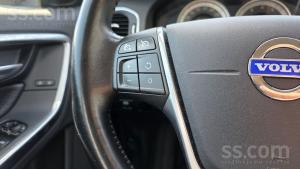 Black Volvo V60 2011 in Limbazi, with an engine capacity of 1.60 L and mileage of 252 thousand km for 6650 €, photo 18 on AUTOMOTO.COM.LV
