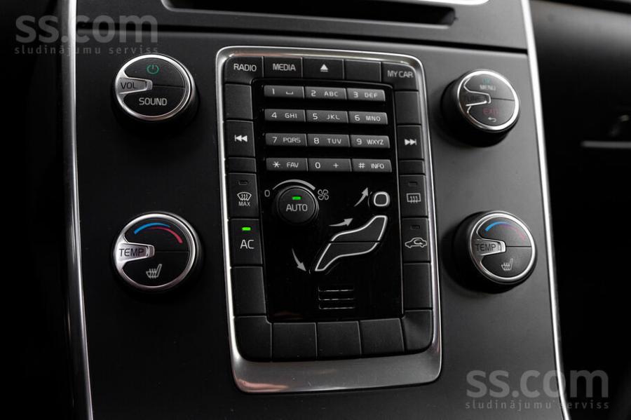 Melns Volvo V60 2011 Rīga, ar dzinēja tilpumu 2.00 L un nobraukumu 282 tūkst. km par 3490 €, foto 15 vietnē AUTOMOTO.COM.LV