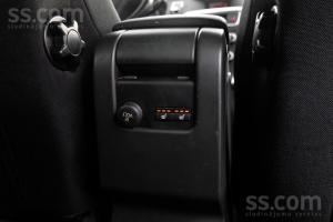 Melns Volvo V60 2011 Rīga, ar dzinēja tilpumu 2.00 L un nobraukumu 282 tūkst. km par 3490 €, foto 18 vietnē AUTOMOTO.COM.LV