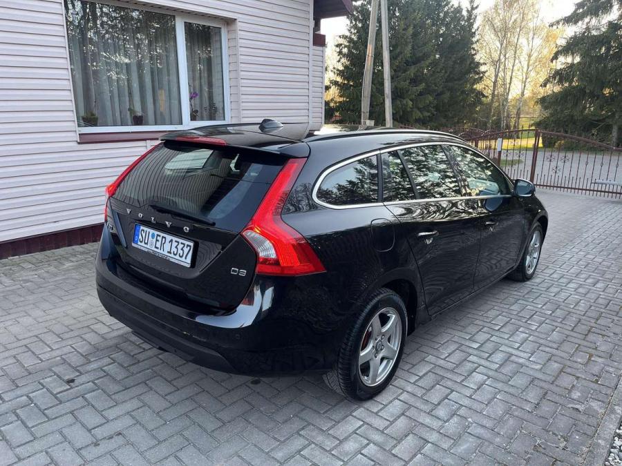 Черный Вольво B60 2011 в Вилкавишкис, объемом двигателя 1.98 л и пробегом 289 тыс. км за 4600 €, фото 6 на AUTOMOTO.COM.LV