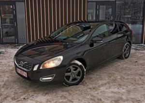 Черный Вольво B60 2011 в Рига, объемом двигателя 2.00 л и пробегом 431 тыс. км за 5290 €, фото  на AUTOMOTO.COM.LV