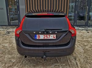 Melns Volvo V60 2011 Rīga, ar dzinēja tilpumu 2.00 L un nobraukumu 431 tūkst. km par 5290 €, foto 13 vietnē AUTOMOTO.COM.LV