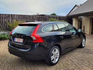 Black Volvo V60 2011 in Saldus, with an engine capacity of 2.00 L and mileage of 317 thousand km for 6500 €, photo 7 on AUTOMOTO.COM.LV