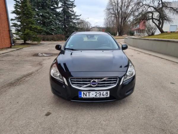 Черный Вольво B60 2011 в Екабпилс, объемом двигателя 1.60 л и пробегом 282 тыс. км за 5950 €, фото 9 на AUTOMOTO.COM.LV