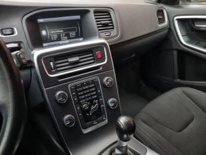 Черный Вольво B60 2011 в Екабпилс, объемом двигателя 1.60 л и пробегом 282 тыс. км за 5950 €, фото 28 на AUTOMOTO.COM.LV