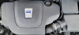 Black Volvo V60 2011 in Riga, with an engine capacity of 2.40 L and mileage of 223 thousand km for 7990 €, photo 9 on AUTOMOTO.COM.LV