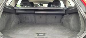 Black Volvo V60 2011 in Riga, with an engine capacity of 2.40 L and mileage of 223 thousand km for 7990 €, photo 17 on AUTOMOTO.COM.LV