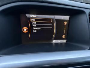 Black Volvo V60 2011 in Riga, with an engine capacity of 2.00 L and mileage of 265 thousand km for 4000 €, photo 19 on AUTOMOTO.COM.LV