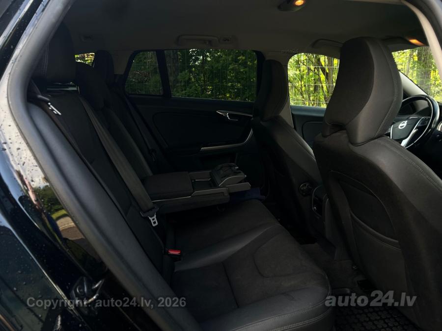 Черный Вольво B60 2011 в Пярну, объемом двигателя 2.00 л и пробегом 315 тыс. км за 4890 €, фото 8 на AUTOMOTO.COM.LV