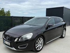 Черный Вольво B60 2011 в Вильнюс, объемом двигателя 2.40 л и пробегом 298 тыс. км за 5800 €, фото 3 на AUTOMOTO.COM.LV