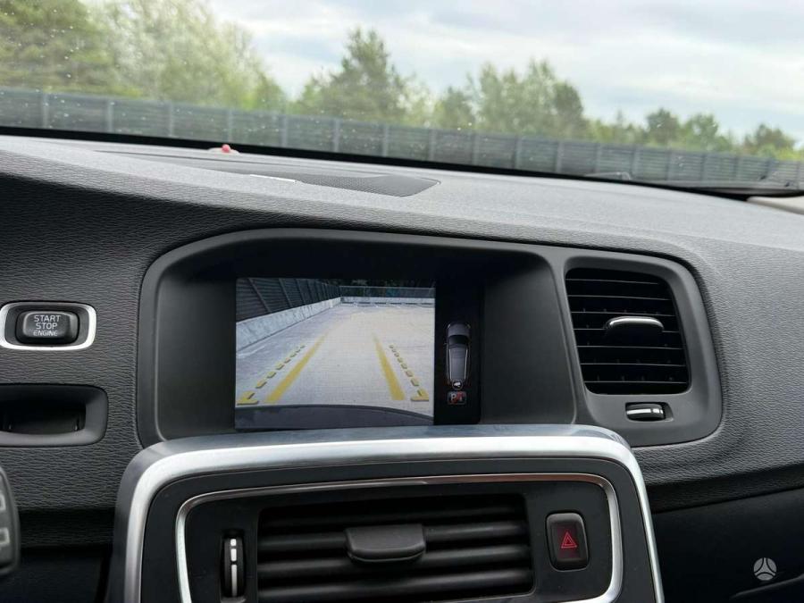 Черный Вольво B60 2011 в Вильнюс, объемом двигателя 2.40 л и пробегом 298 тыс. км за 5800 €, фото 22 на AUTOMOTO.COM.LV