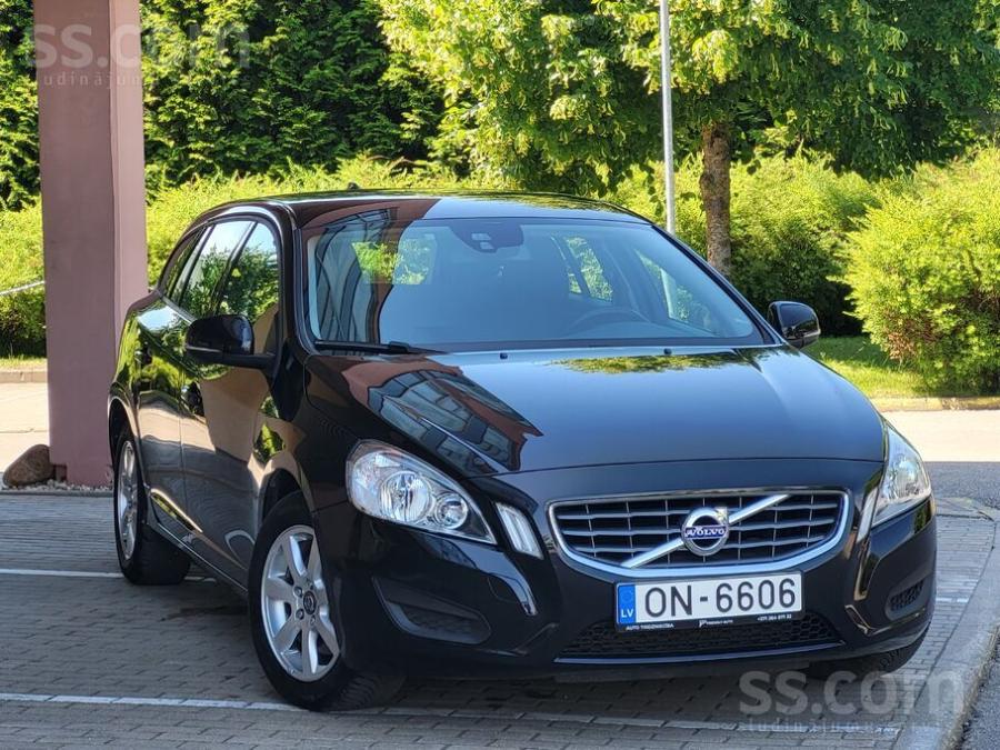 Черный Вольво B60 2011 в Елгава, объемом двигателя 1.60 л и пробегом 281 тыс. км за 4990 €, фото 5 на AUTOMOTO.COM.LV