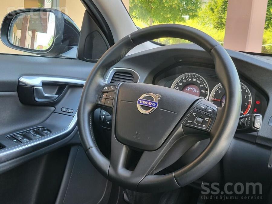 Черный Вольво B60 2011 в Елгава, объемом двигателя 1.60 л и пробегом 281 тыс. км за 4990 €, фото 18 на AUTOMOTO.COM.LV