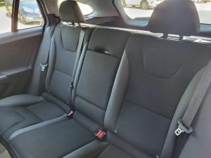 Melns Volvo V60 2011 Jelgava, ar dzinēja tilpumu 1.60 L un nobraukumu 281 tūkst. km par 4990 €, foto 14 vietnē AUTOMOTO.COM.LV