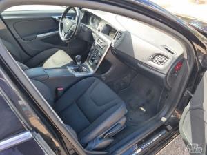 Черный Вольво B60 2011 в Пакруойис, объемом двигателя 2.00 л и пробегом 270 тыс. км за 4650 €, фото 12 на AUTOMOTO.COM.LV
