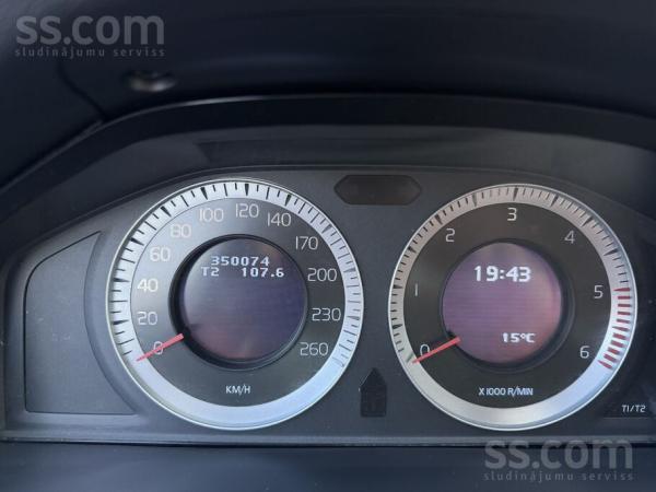 Черный Вольво B60 2011 в Огре, объемом двигателя 2.00 л и пробегом 350 тыс. км за 4500 €, фото 5 на AUTOMOTO.COM.LV