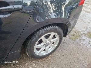 Black Volvo V60 2011 in Pasvalys, with an engine capacity of 1.56 L and mileage of 0 thousand km for 3400 €, photo 8 on AUTOMOTO.COM.LV